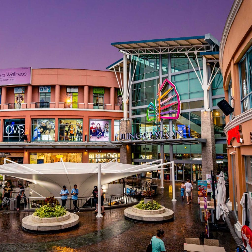 Jungceylon-shopping-mall-patong - Khao Lak Land Discovery